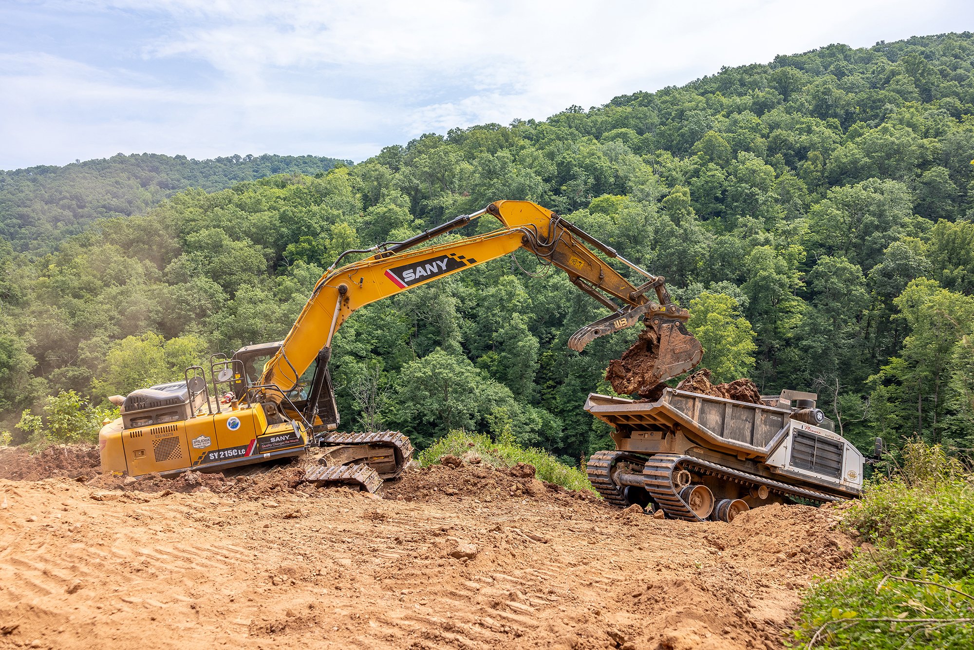 Crawler Carriers for Construction - Prinoth