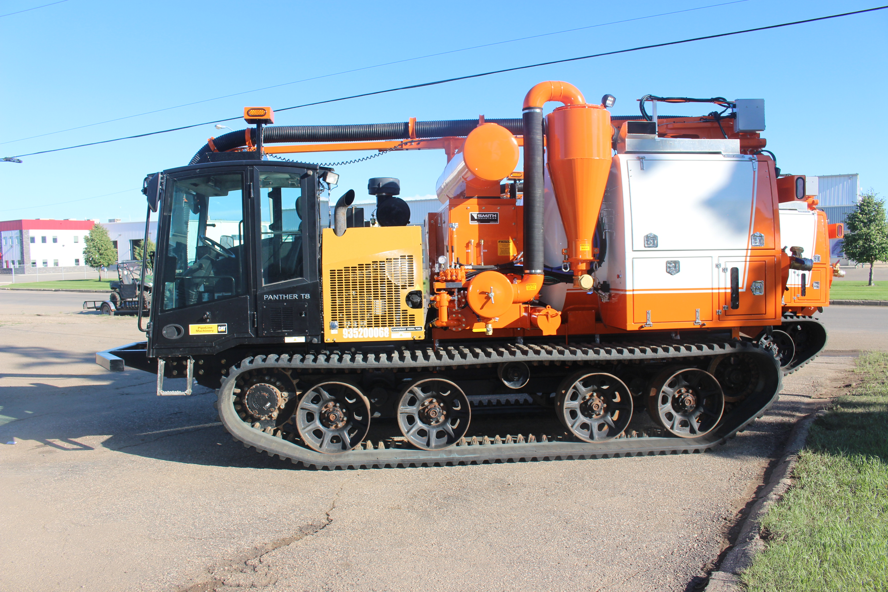 Crawler Carriers for Oil & Gas industry - Prinoth